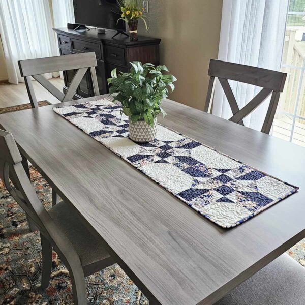 Four Patch Star Navy Floral Table Runner - Freemotion by the River
