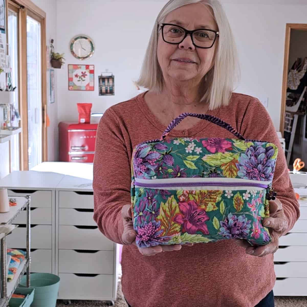 Renee's Retreat Bag - Freemotion by the River