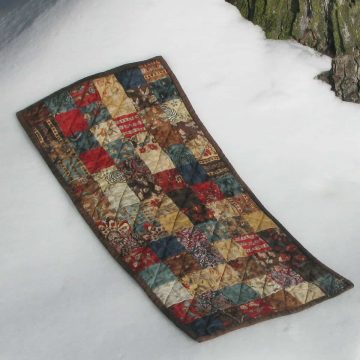 Vintage Chocolate Table Runner - Freemotion by the River